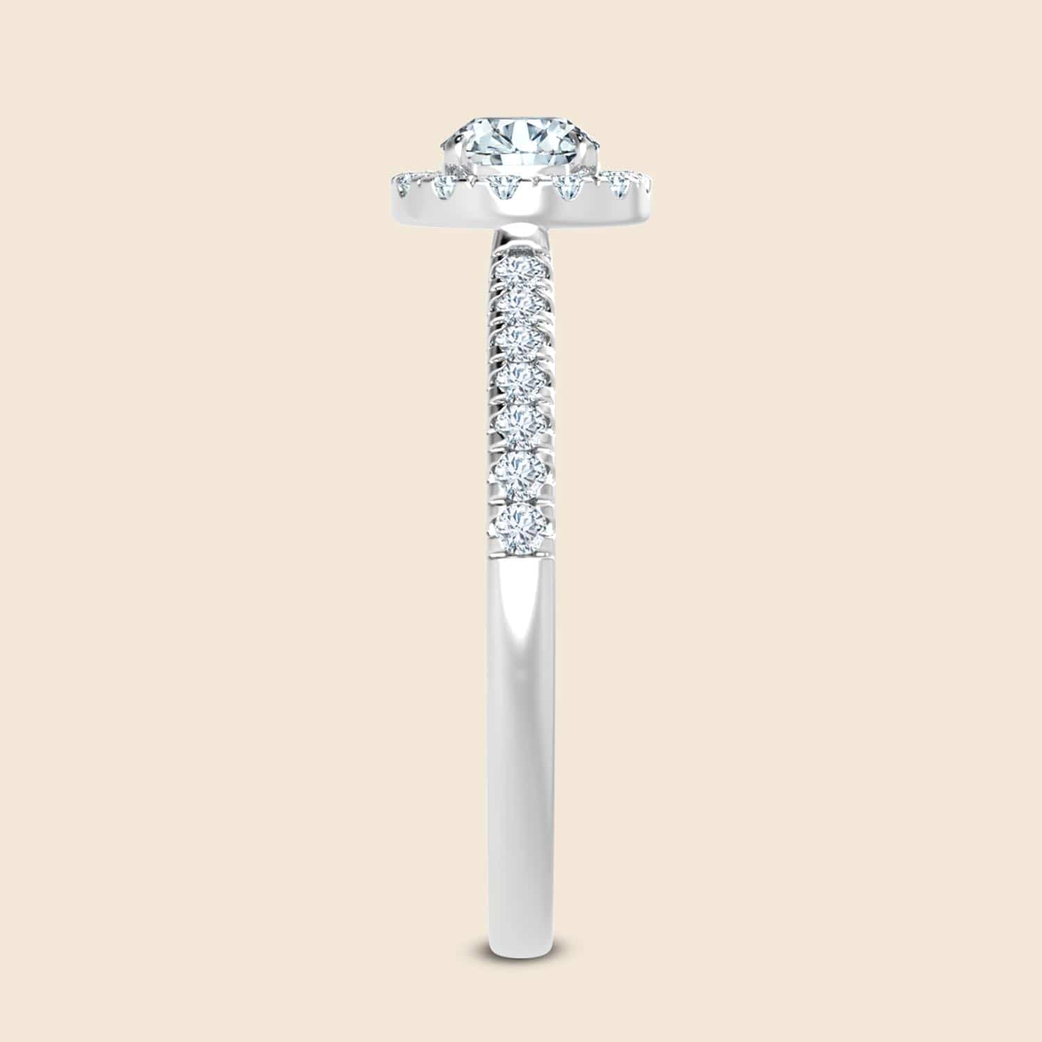 Hyacinth Round Micro Halo Ring - Pukka Berlin | Lab-Grown Diamond Ring
